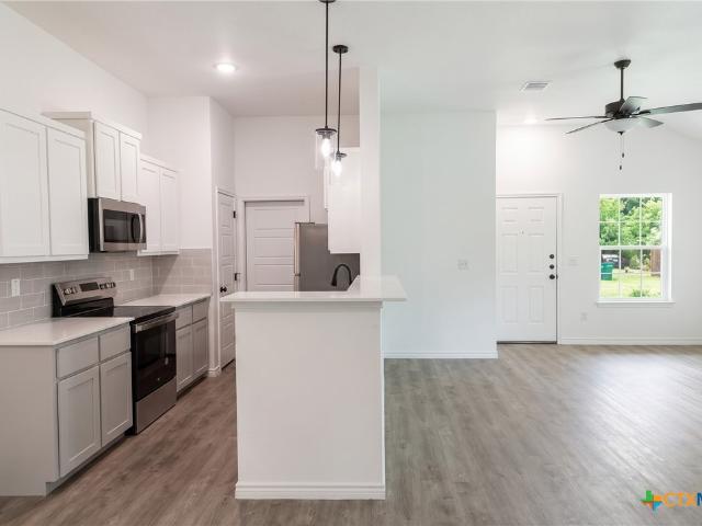 921 Ashwood Drive A