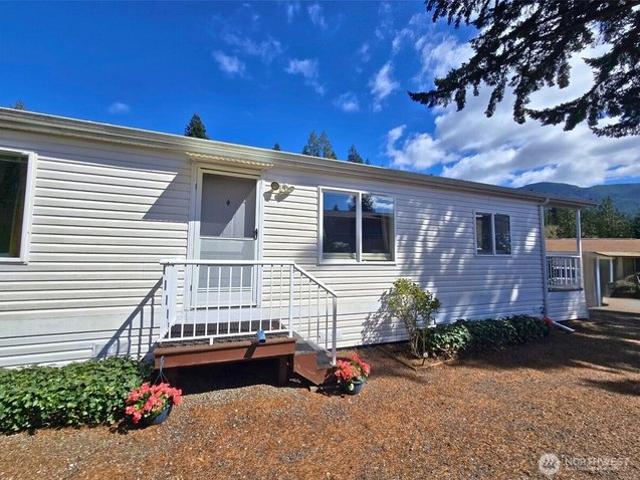 921 Autumn Ln Unit 221, Bellingham, WA 98229