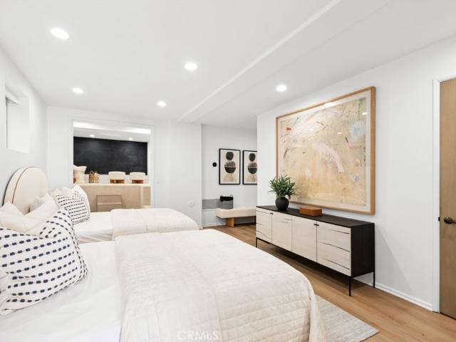 921 Gaviota Dr, Laguna Beach, CA 92651 | MLS #LG26049
