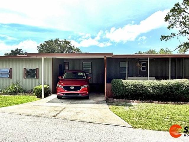 921 Debbie St, Wildwood, FL 34785