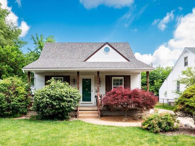 921 E Tripp Ave, Peoria, IL 61603