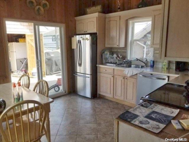 921 Evergreen Walk, Ocean Beach, NY 11770 | MLS #L3351