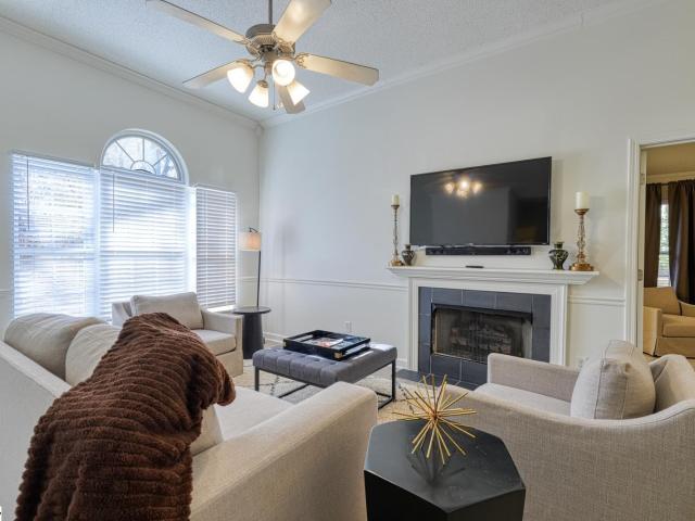 921 Hollyhock Court