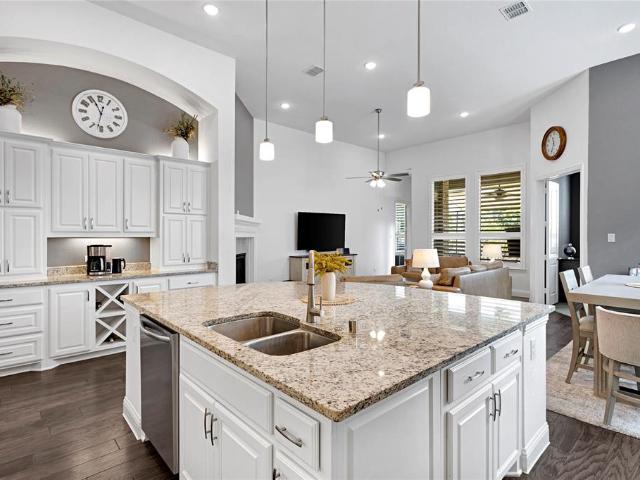 921 Hubbard Creek Trail