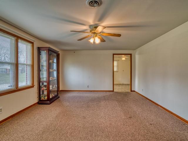 921 Oak Lane