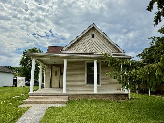 921 Lincoln Ave, Bedford, IN 47421