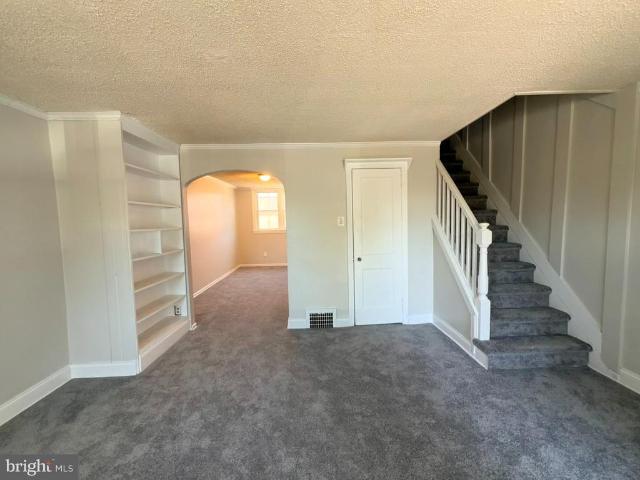 921 Lincoln Street