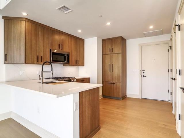 921 Madison St Unit 302, Hoboken, NJ 07030