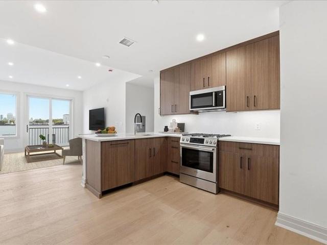 921 Madison St Unit 504, Hoboken, NJ 07030