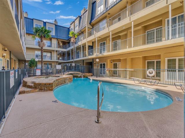 921 Marine Drive 200