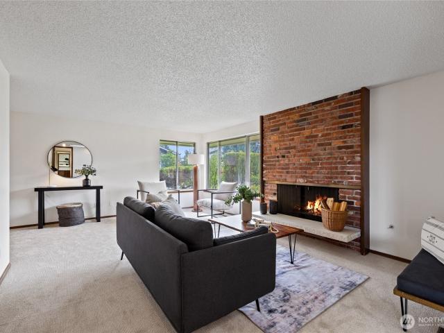 921 S 129th Street