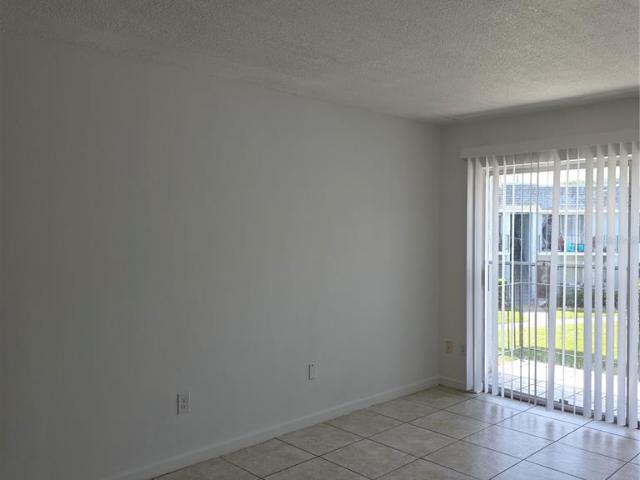 921 W Oak Ridge Rd, Unit 921C, Orlando, FL 32809 | MLS #S5135 | Compass