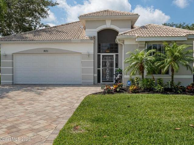 921 Wimbledon Dr, Melbourne, FL 32940