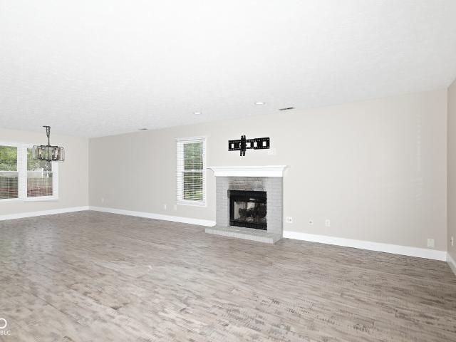 9224 Oak Knoll Lane
