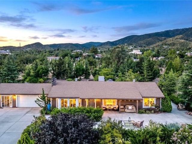 9224 Ponderosa Rd, Pinon Hills, CA 92372