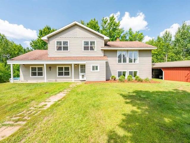 9225 Merrill Rd, Hibbing, MN 55746