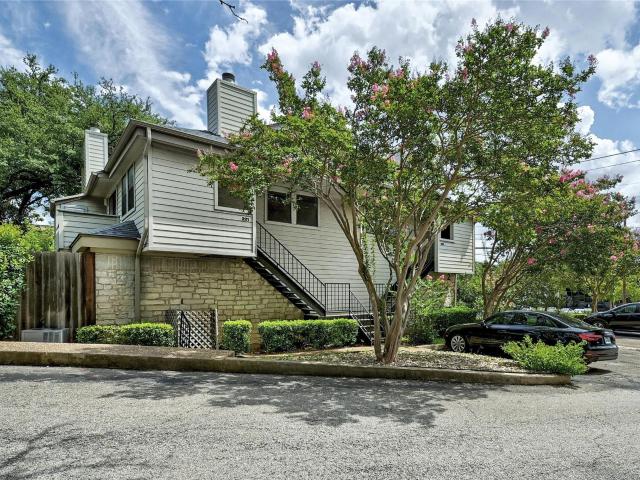 9226 Jollyville Rd # 221