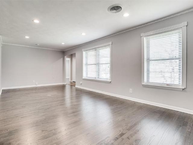 9226 Larchwood Drive