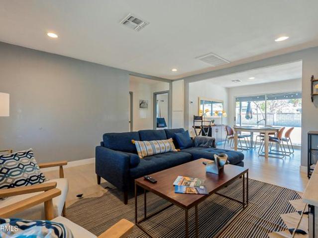 9227 N 13th St, Phoenix, AZ 85020