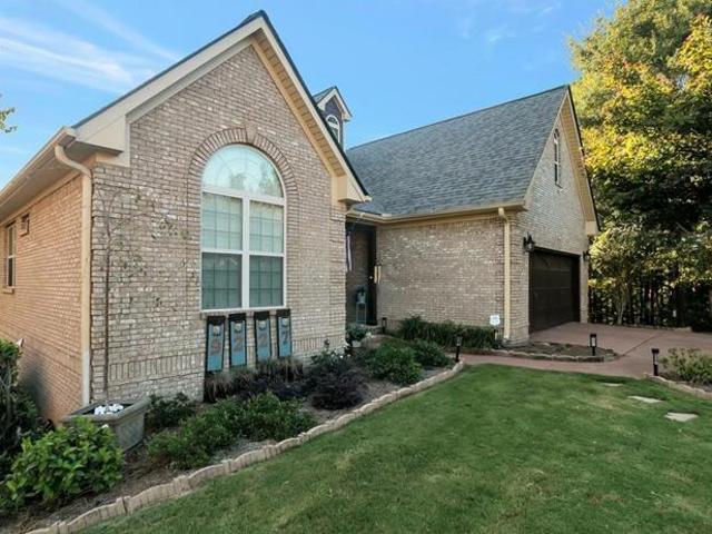 9227 Golfview Cir, Covington, GA 30014