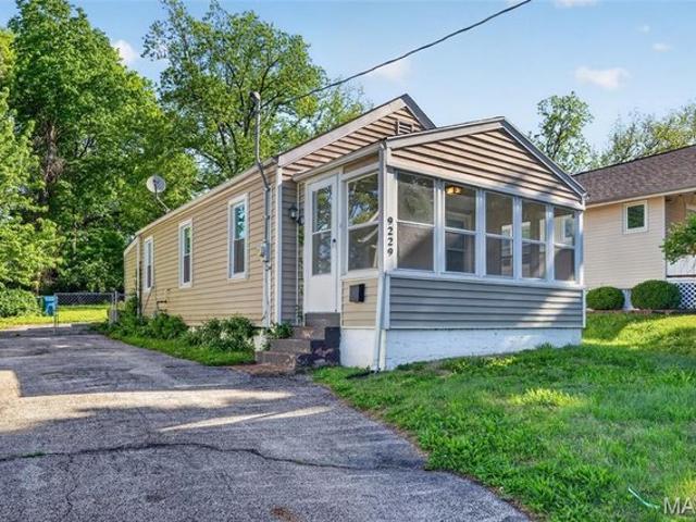 9229 Arline Ave, Saint Louis, MO 63114