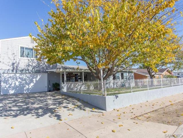 9220 Maranda Dr, Santee, CA 92071