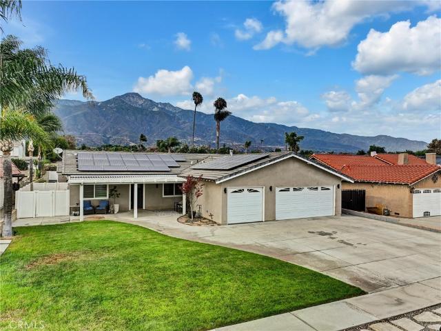 9220 Highland