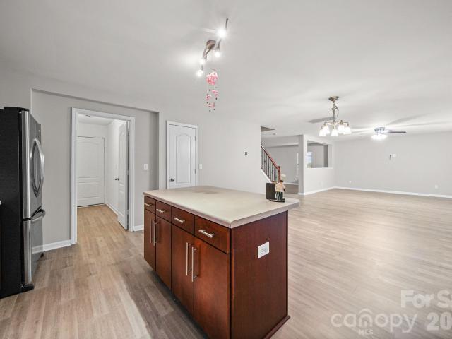 9220 Seamill Road