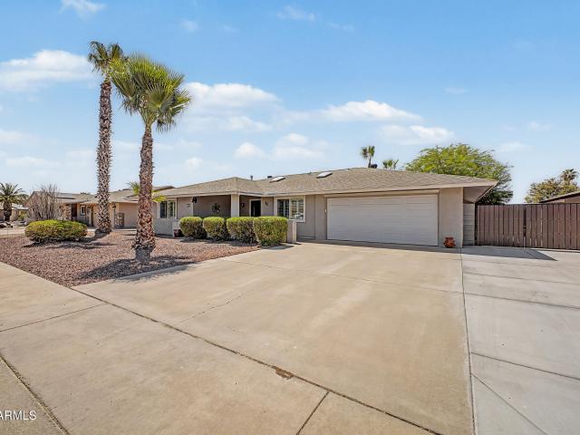 9220 w pineridge drive