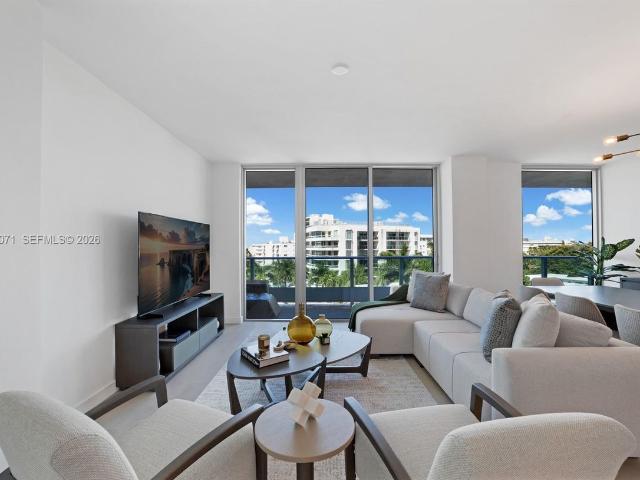 9221 E Bay Harbor Drive 610, Bay Harbor Islands, US, FL