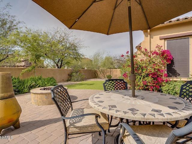 9221 E Desert View