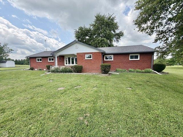 9221 S County Road 200 E, Muncie, IN 47302