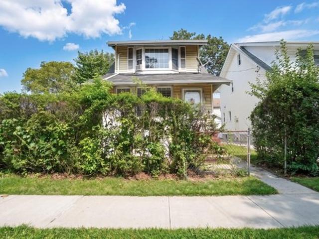 9221 Winchester Blvd, Queens Village, NY 11428