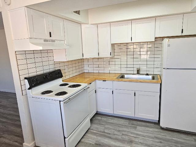 9222 N 35TH Avenue # 3
