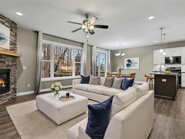 9222 Hatton Circle