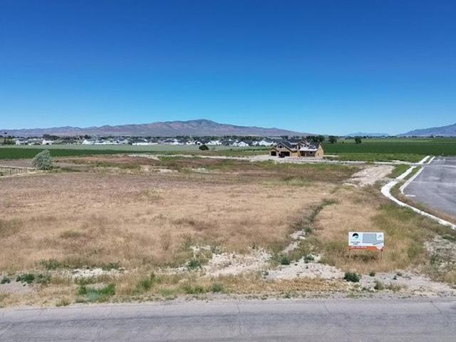 9223 N 4550 W, Elwood, UT 84337
