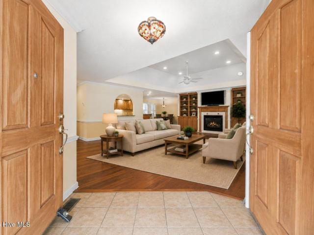 9223 Shaw Lane SW