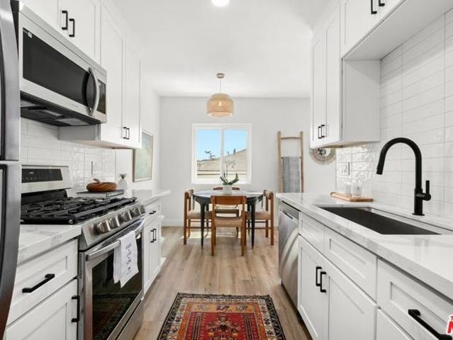 922 16th St #6, Santa Monica, CA 90403