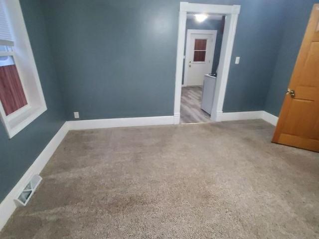 922 924 Elm St. 4 Unit 2 Bedroom Apartment for Rent at 922 Elm St, Racine, WI 53403