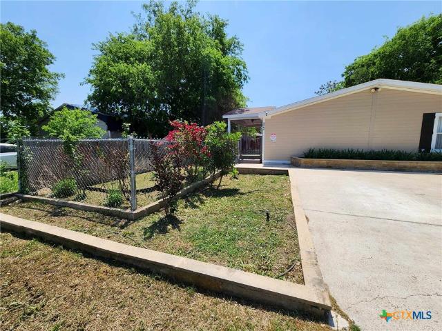 922 Ashwood Drive