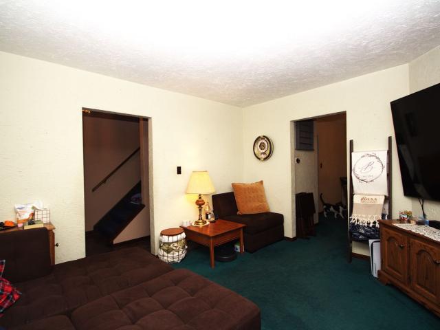 922 Brackenridge Ave