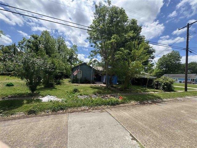 922 Gulf St, Lake Charles, LA 70601