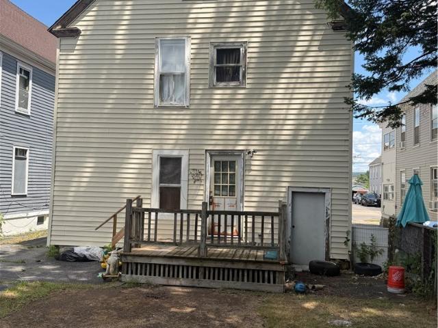 922 Elizabeth Street