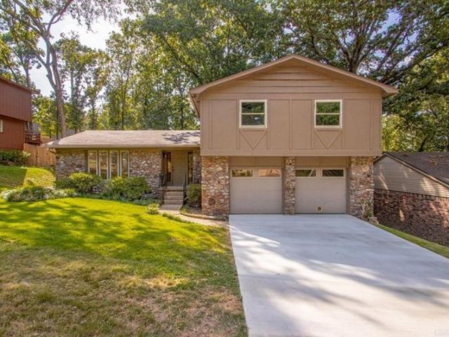 922 Kings Mountain Dr, Little Rock, AR 72211