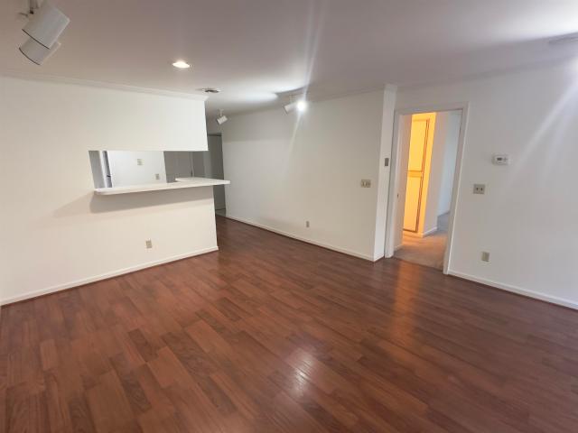 922 Harbor House Drive