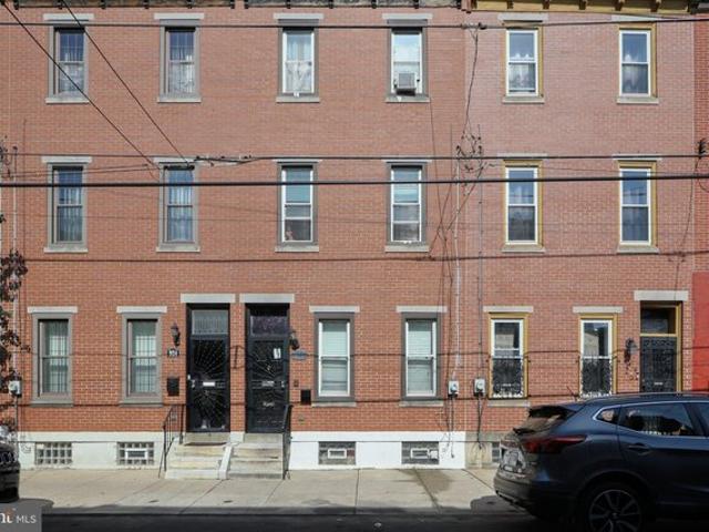 922 S 18th St, Philadelphia, PA 19146