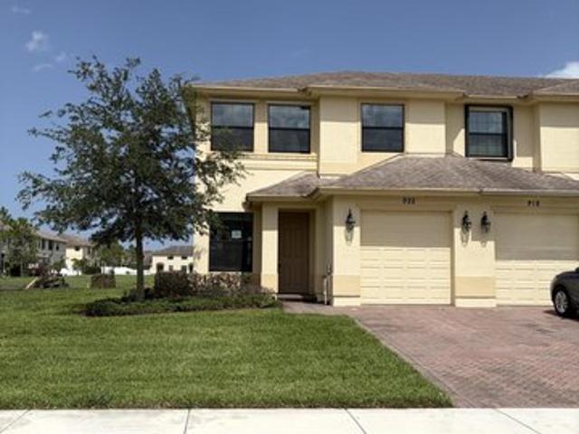 922 S Verona Trace Dr, Vero Beach, FL 32966