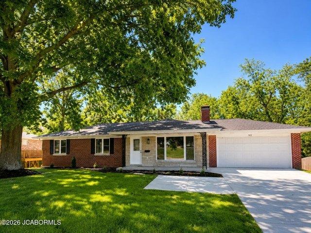 922 Southwest Blvd, Jefferson City, MO 65109