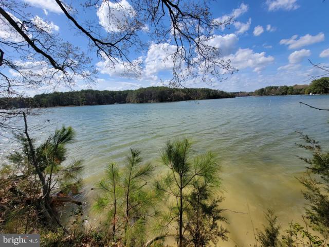 922 Skipjack Rd, Kinsale, VA 22488 | MLS #VAWE2008 | Compass