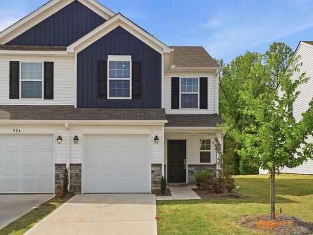 922 Powder Creek Dr, Reidville, SC 29375